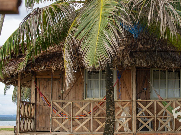 Cabañas privadas en Icodub (Isla Aguja) - Kuna Yala Adventures San Blas ...